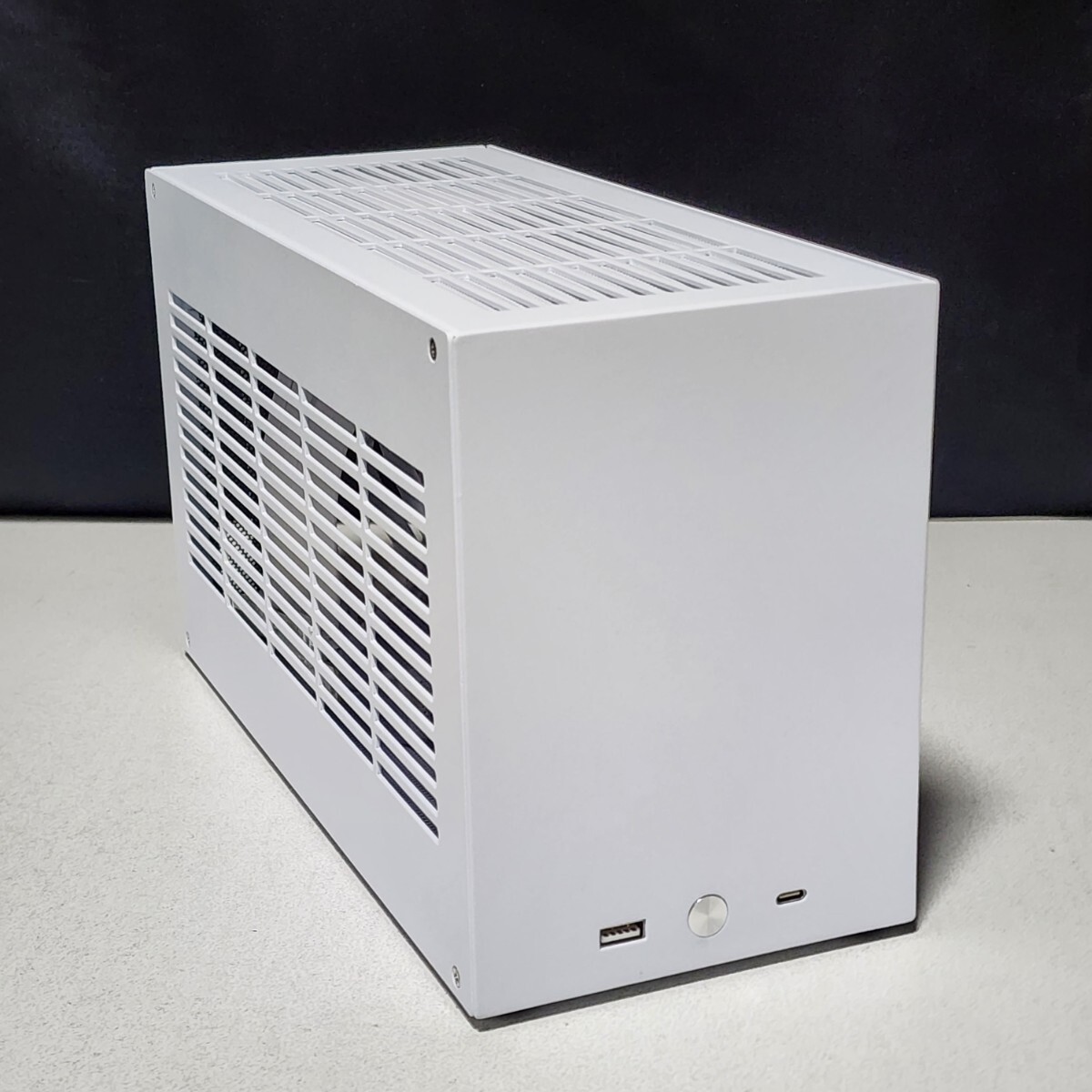 Yahoo!オークション - SGPC K49(スチール) Mini-ITX 小型PCケース ライ...