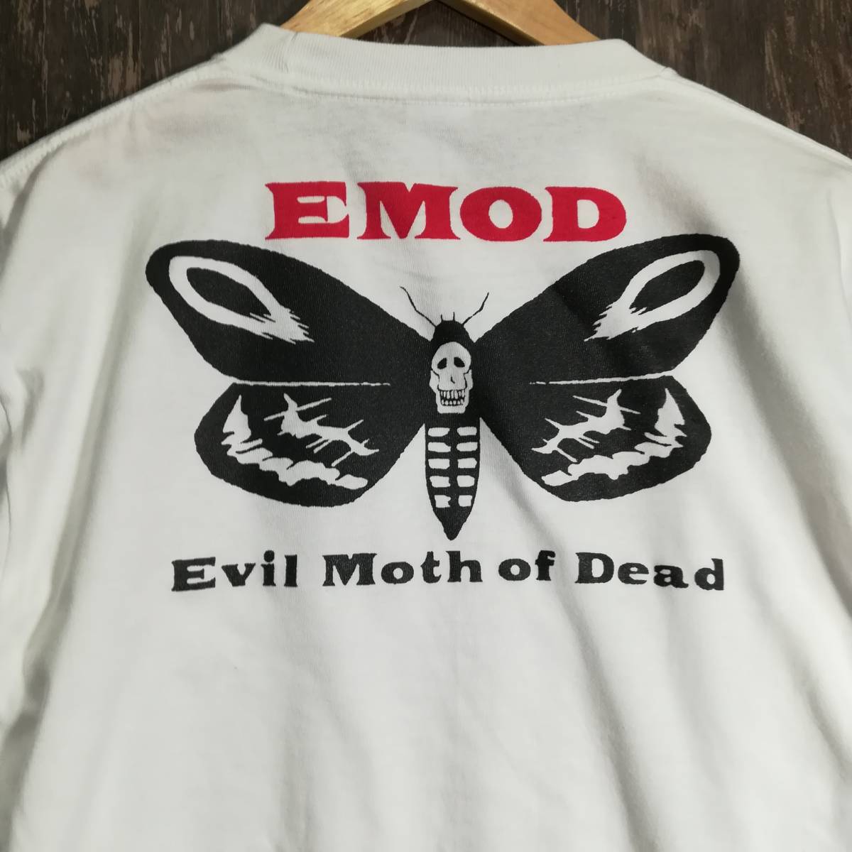 Yahoo!オークション - EMOD・蛾・武装戦線・ワースト・ロンT長袖・白・...