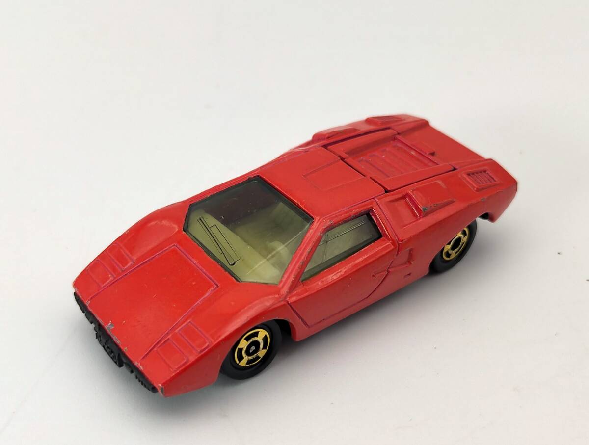 Yahoo!オークション - トミカ No.F37 ランボルギーニ カウンタック LP4...