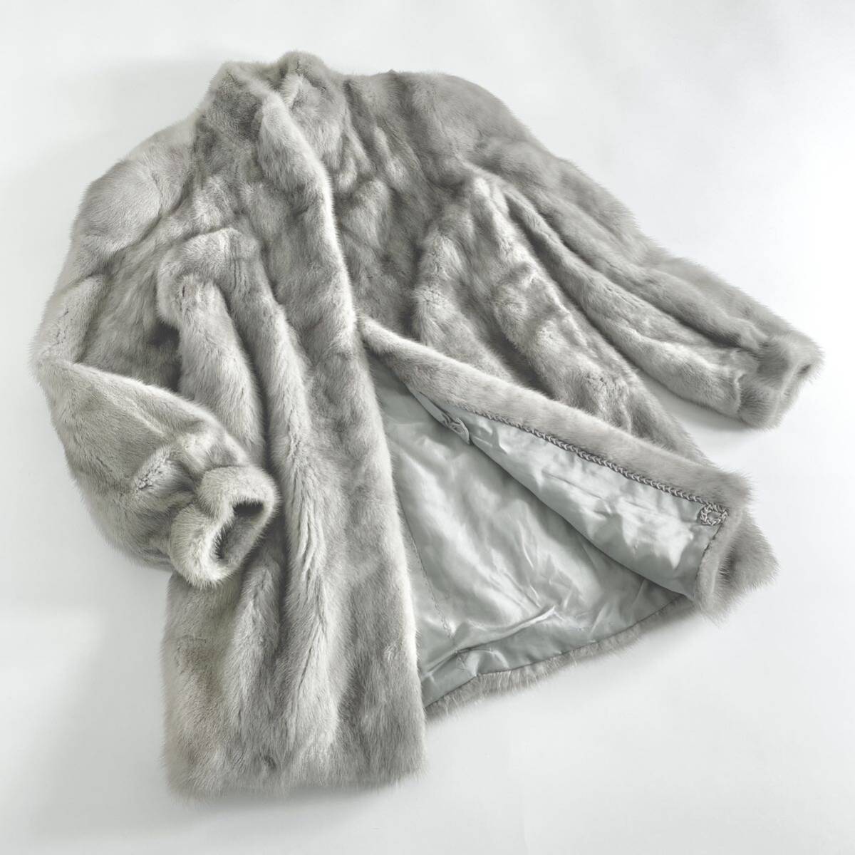 日本代購代標第一品牌【樂淘letao】－6Ad6《最高級》CANADIA サファイヤミンク サファイアミンク 毛皮コート ミンクコート サイズF シルバー MINK FUR セルーリアン