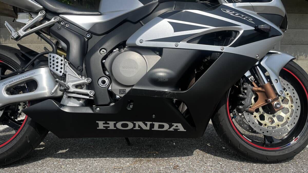Yahoo!オークション - HONDA CBR1000RR SC57