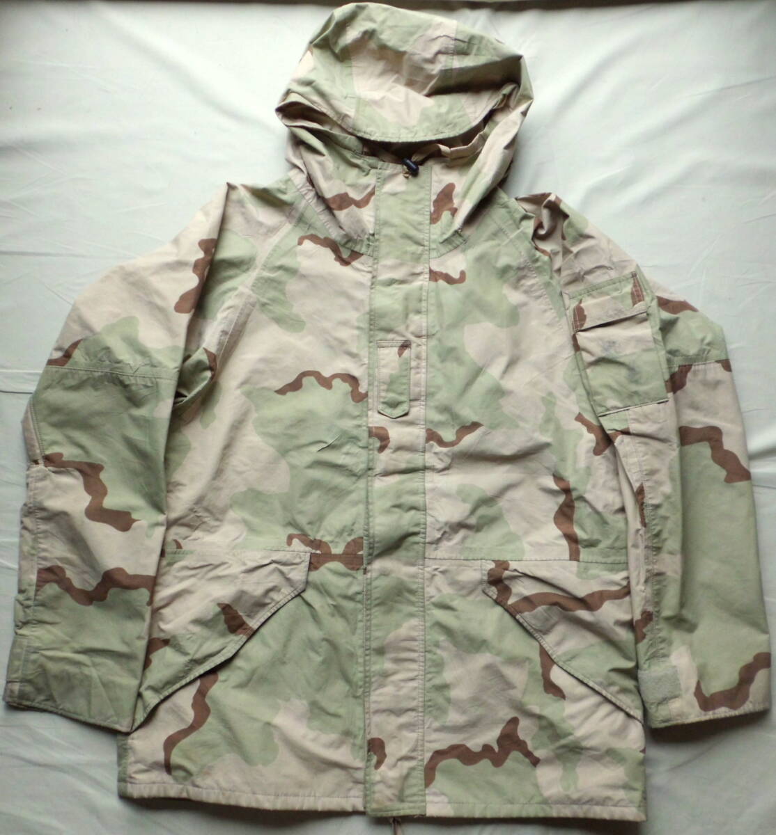 Yahoo!オークション - 米軍3Cデザート迷彩ECWCSパーカーLL
