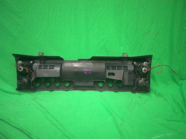 Yahoo!オークション - キューブ DBA-BZ11 ラジエータグリル 14S CR14DE...