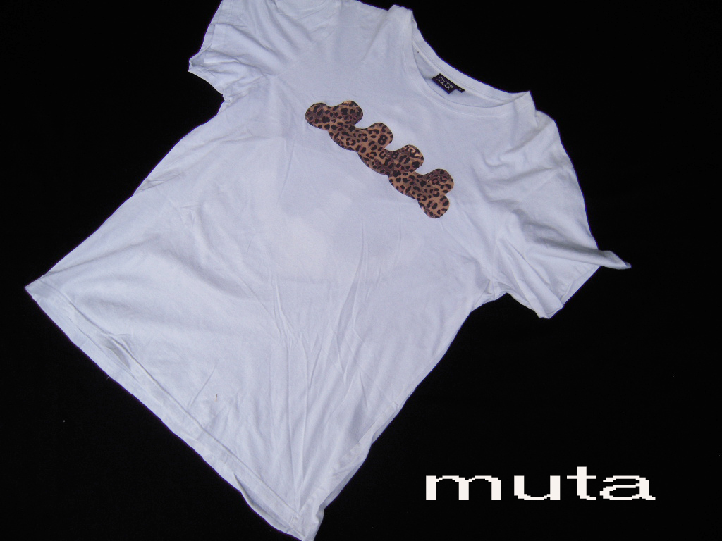 Yahoo!オークション - muta Tシャツ ヒョウ柄ロゴ ホワイト 6 イカリ...
