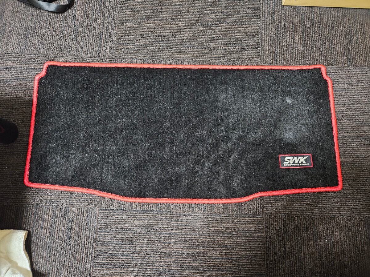 Yahoo!オークション - SWK ラゲッジマット ZC32S にて使用 スズキワー...
