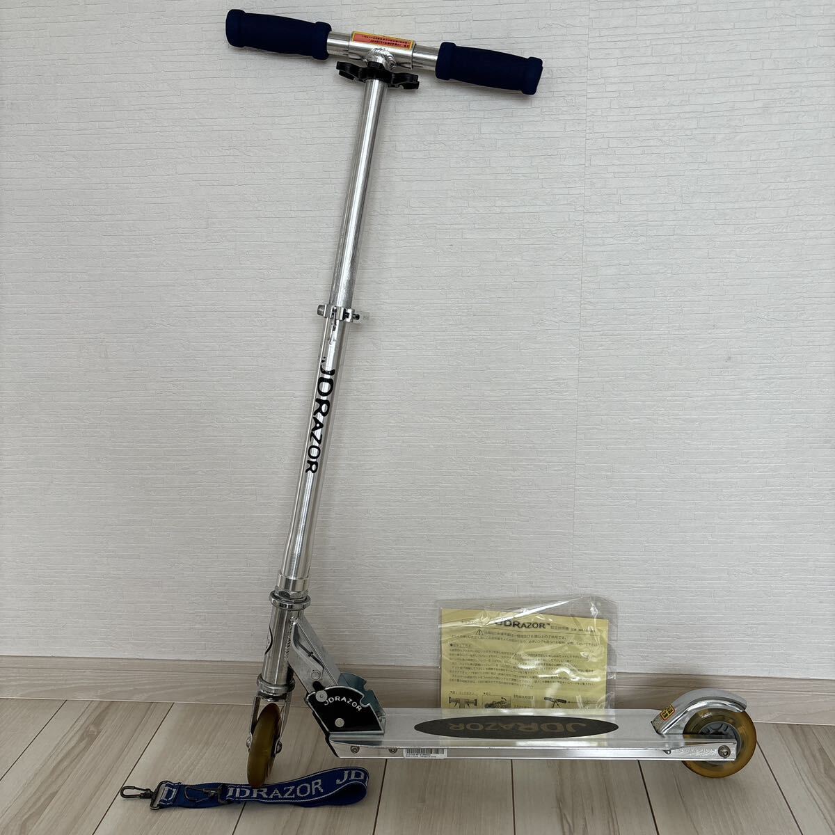 Yahoo!オークション - キックボード キックスクーター JDRAZOR折りたた...