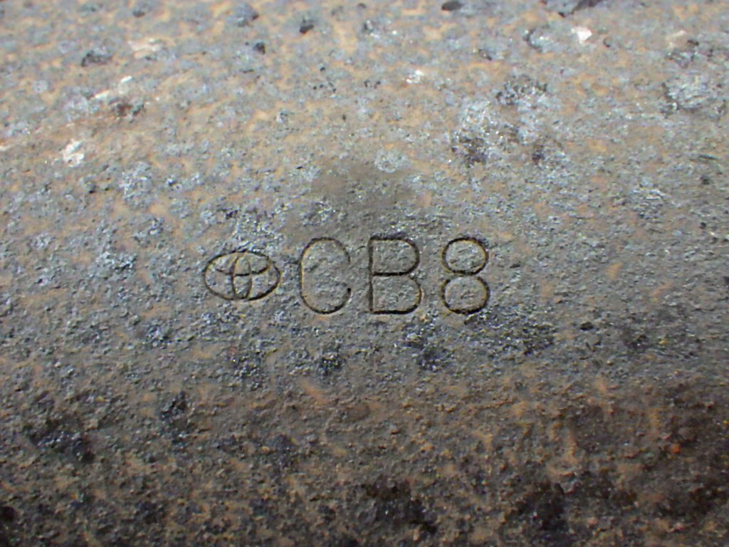 Yahoo!オークション - [石] トヨタ ZRE154 刻印CB8/GD4 触媒1台分3個セ...