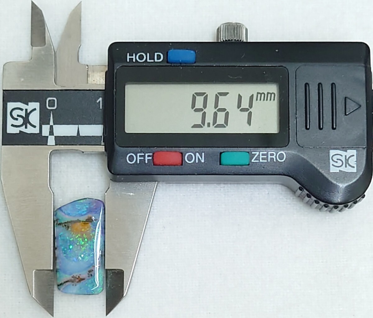 Yahoo!オークション - ボルダーオパール 4.84ct ルース ちょいカケ（LA...