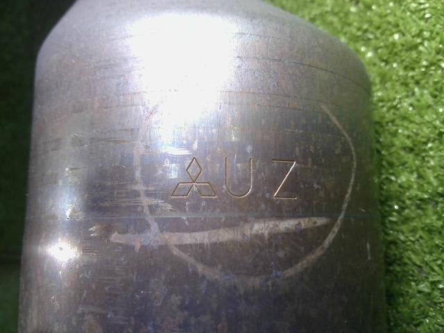 Yahoo!オークション - 素材用 触媒 コンバーター 三菱 刻印 UZ コルト ...