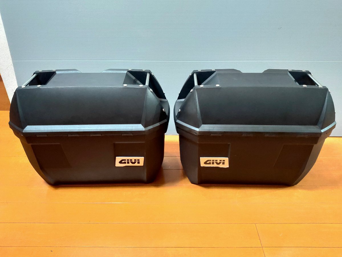 Yahoo!オークション - GIVI ジビ製 E23NDのパニアケースです カギ1本...