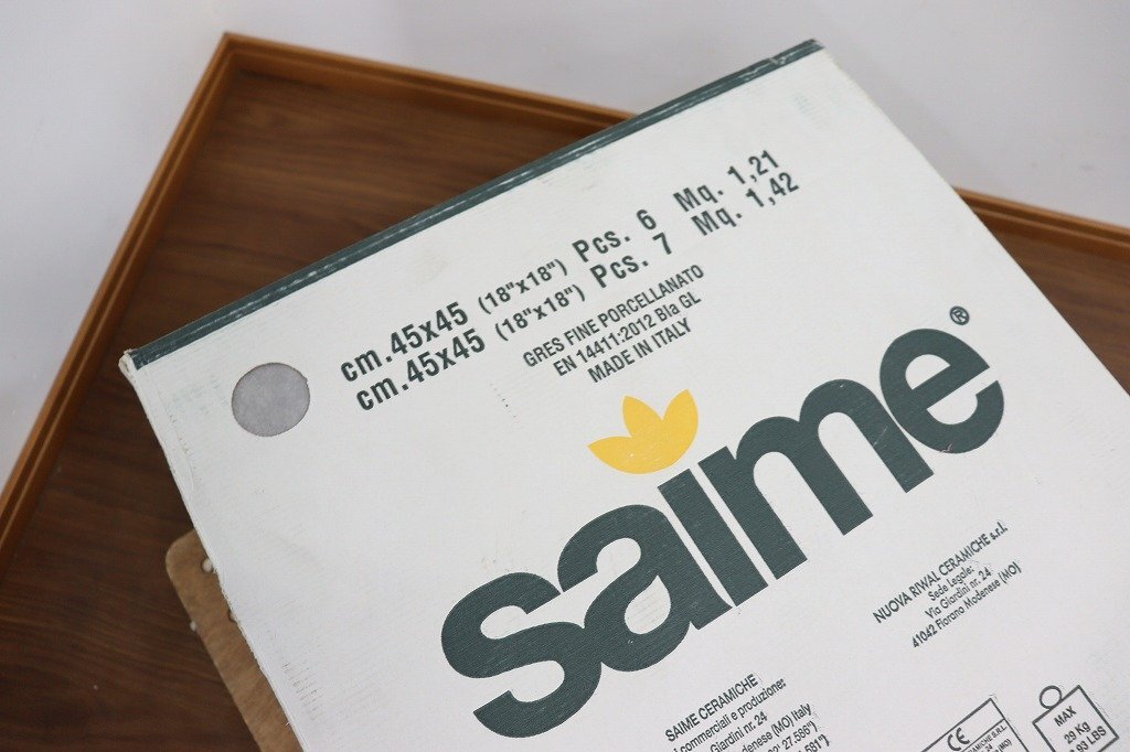 Yahoo!オークション - 【引取限定】J5613 saime タイル 計27枚 新品あ...
