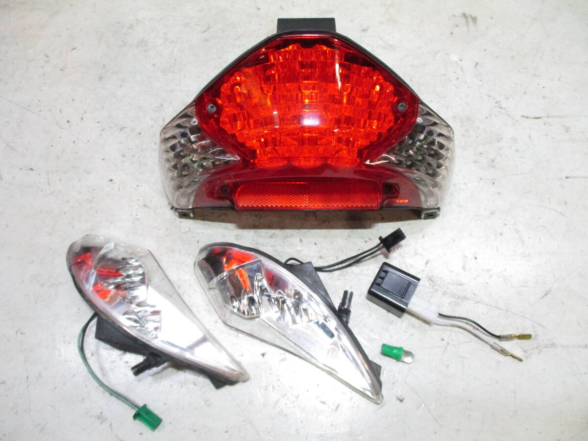 Yahoo!オークション - アドレスV125 アドレスV125G V125 V125G LED テ...
