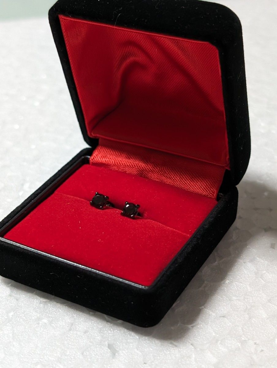 Amazon.co.jp: HYDE デザインピアス BITE Ⅱ VAMPADDICT限定 L Amazon.co.jp: HYDE デザインピアス BITE Ⅱ VAMPADDICT限定 L