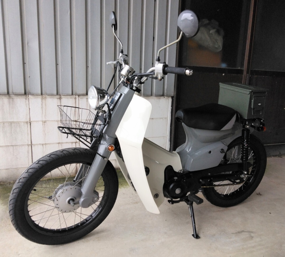 Yahoo!オークション - スーパーカブ C70 カスタム 年式87位 12V 3速 キ...