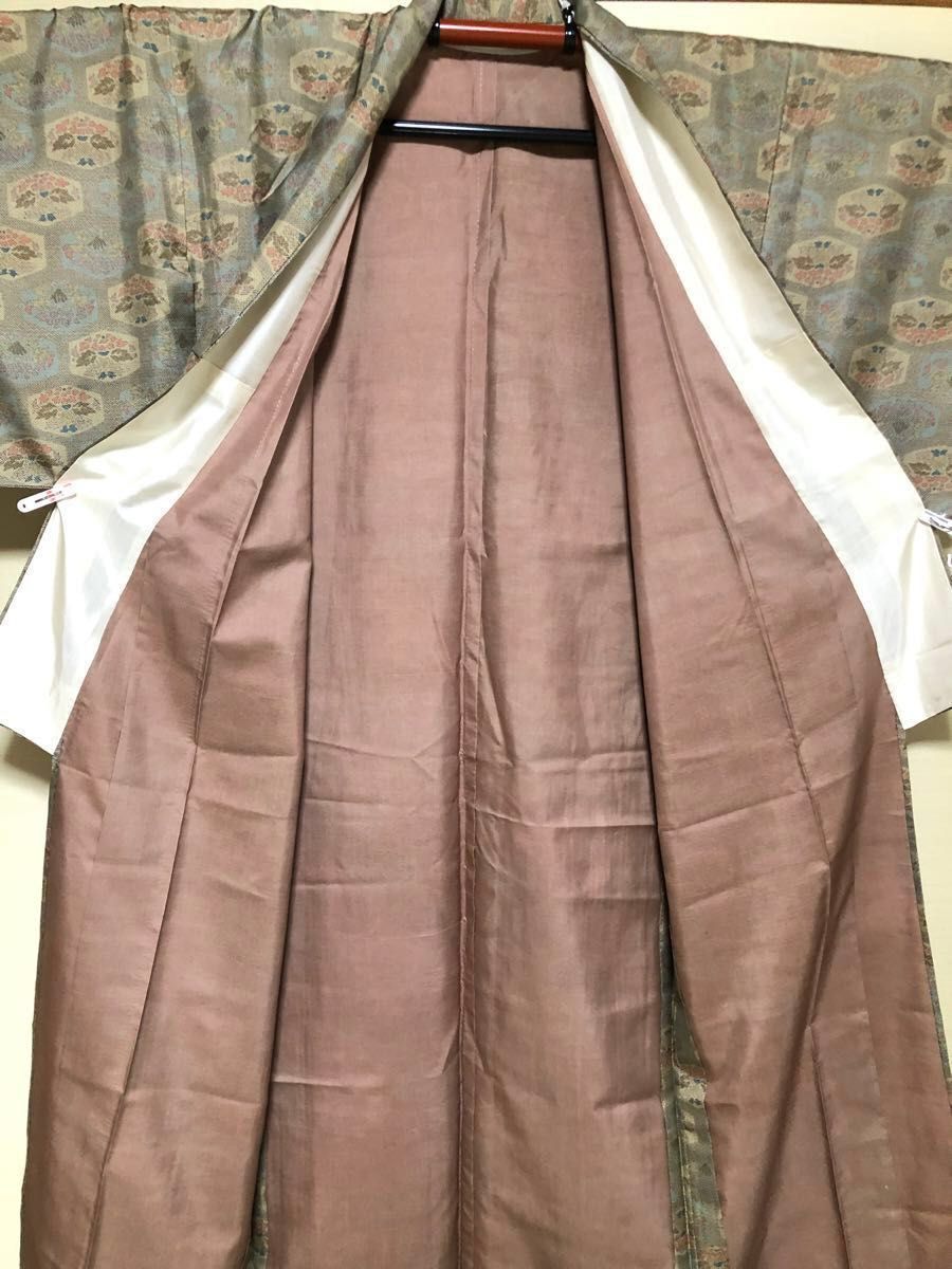 新品同様 【後染め大島紬】単衣 小紋 超美品 江戸小紋 亀甲 抽象 新品同様 【後染め大島紬】単衣 小紋 超美品 江戸小紋 亀甲 抽象