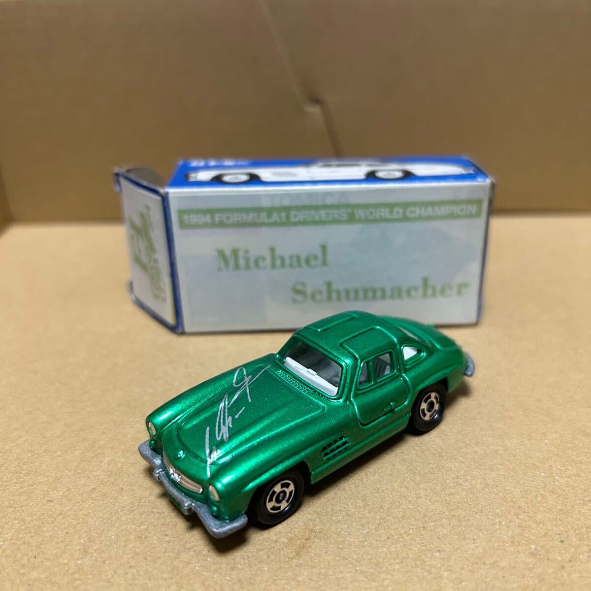 Yahoo!オークション - 050501 トミカ 青箱 F19 ベンツ300SL ミハイルシ...