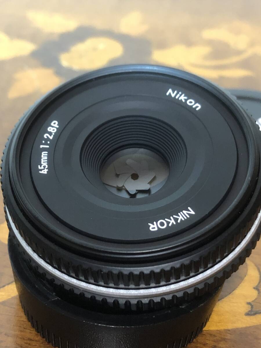 Yahoo!オークション - 中古 レンズ nikon NIKKOR 45mm F2.8P ＆ ニコ...