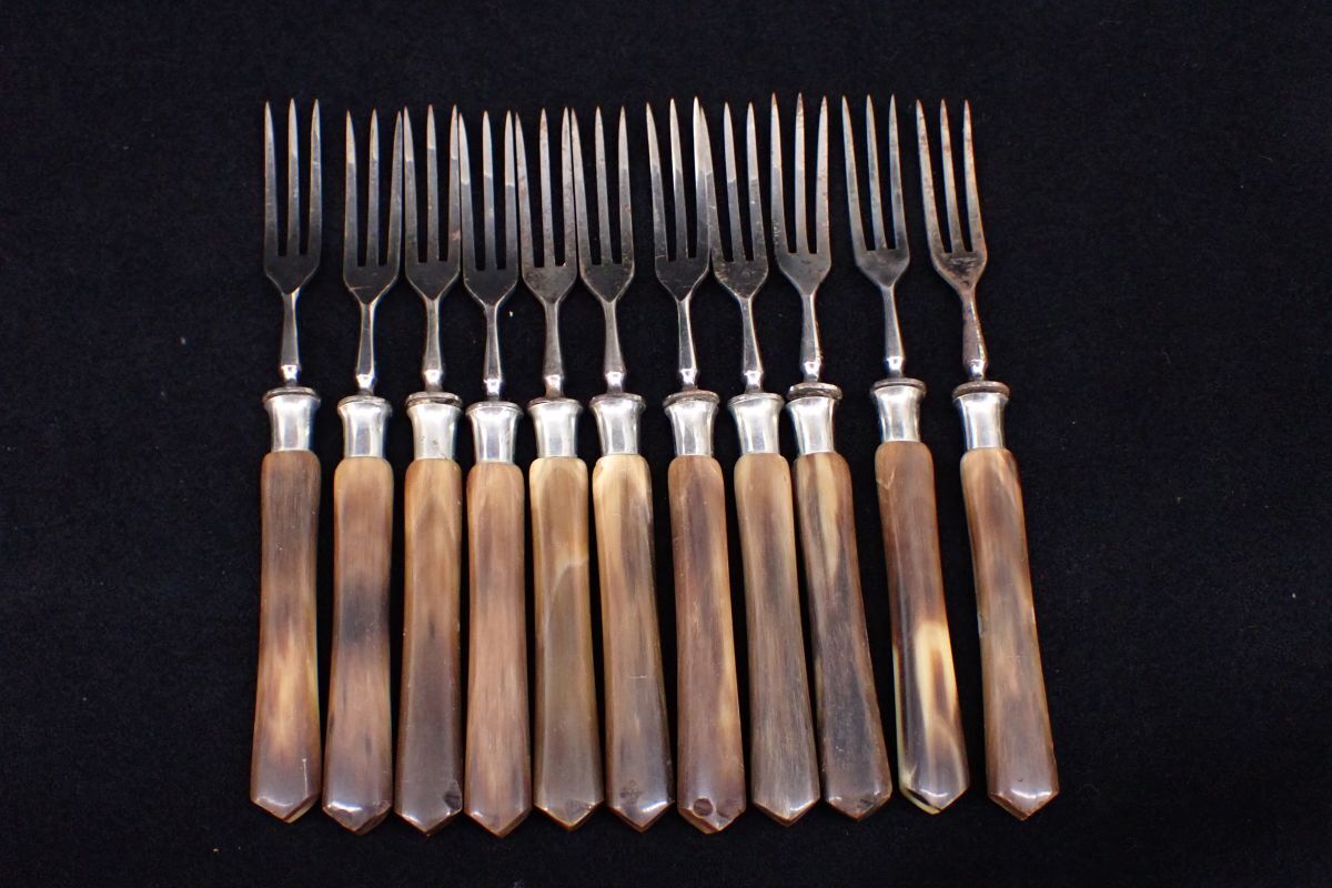 Yahoo!オークション - カトラリー19 REIN NICKL ナイフ フォーク 計19...