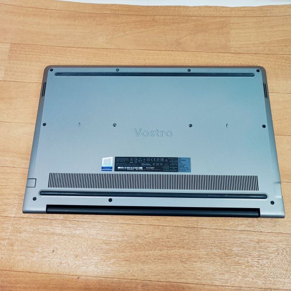 Yahoo!オークション - ノートパソコン DELL Vostro 15 5568 Core i7-75...