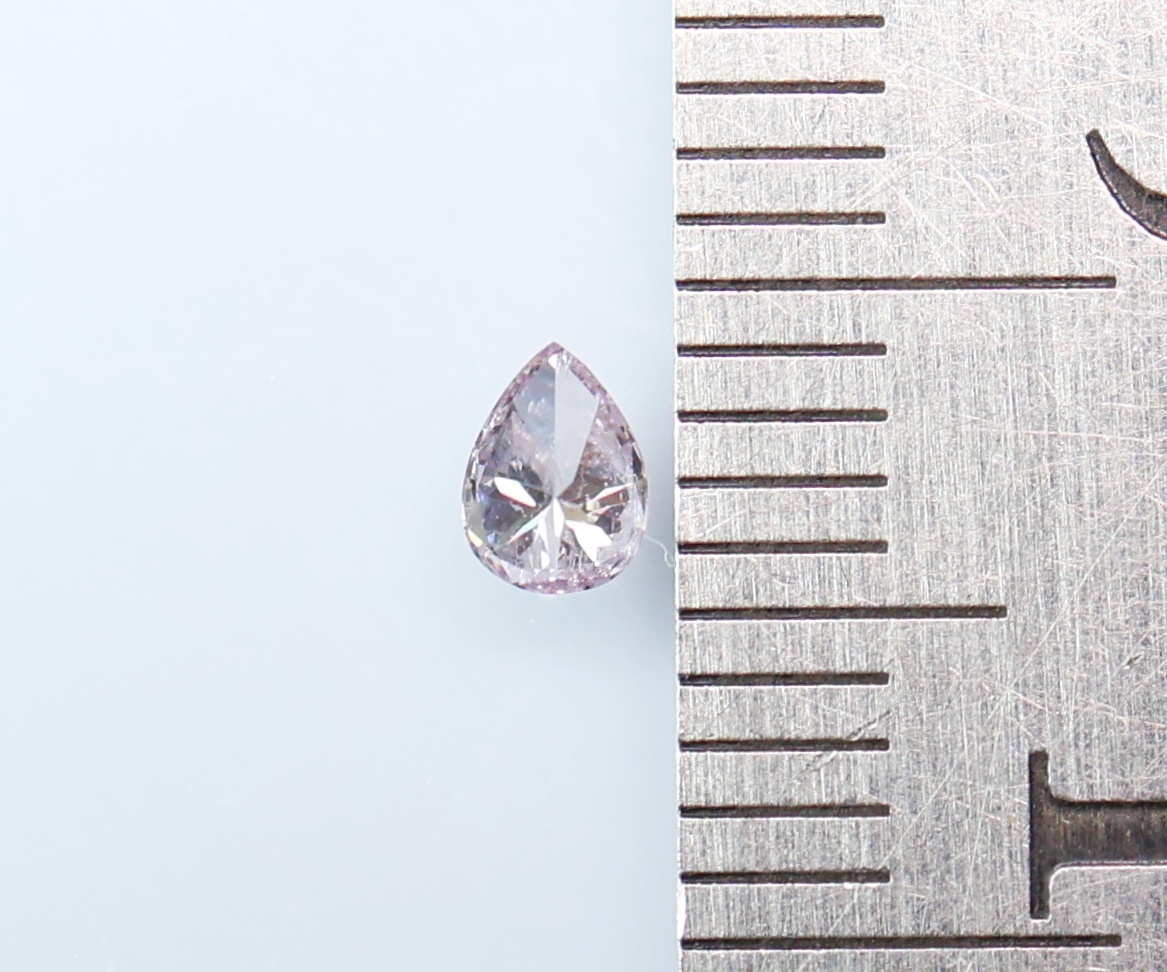 Yahoo!オークション - 【100円～】0.105ct 天然ダイヤ FANCY LIGHT ...