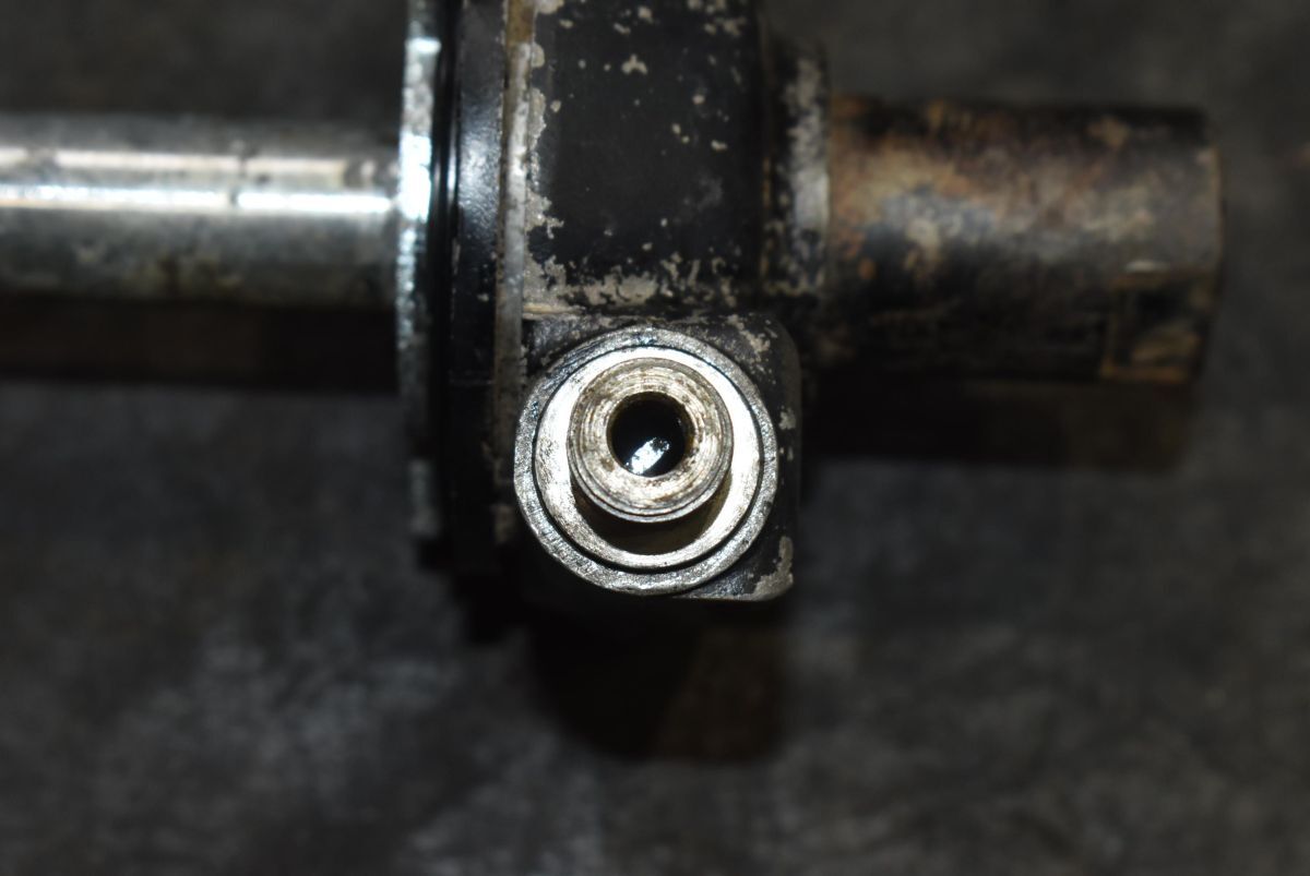 Yahoo!オークション - K859 当時物 純正 400SS フロントアクスルシャフ...