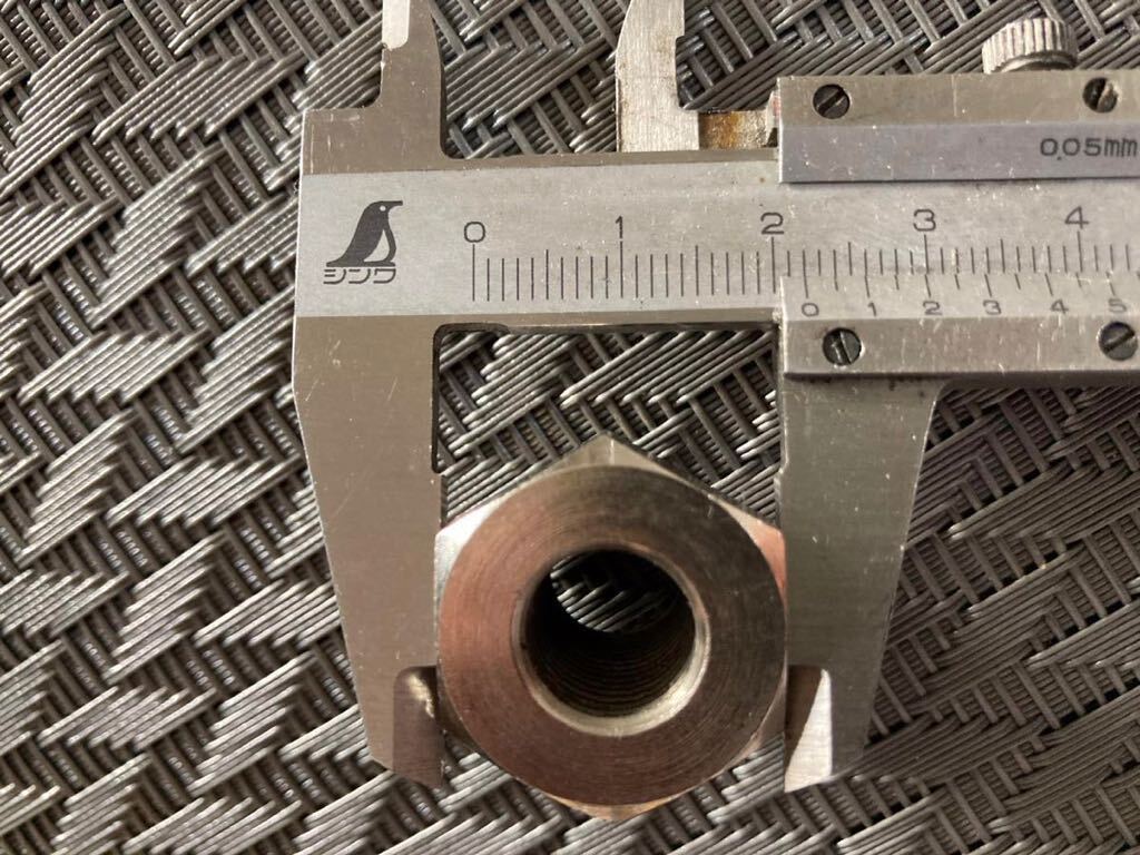 Yahoo!オークション - 未使用品 HPI製 廃盤品 O2センサー変換ナット M...