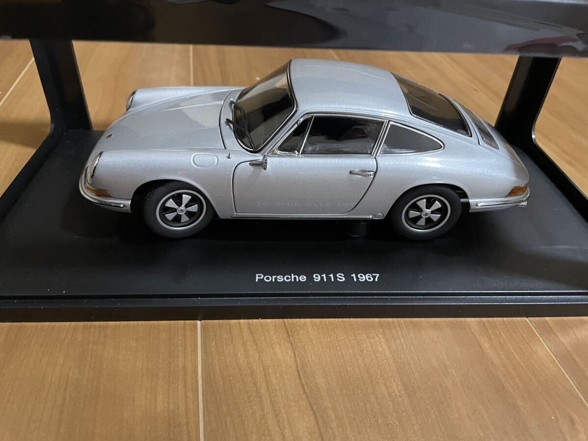 Yahoo!オークション - 海外の方も オートアート社製 初代ポルシェ911 9...