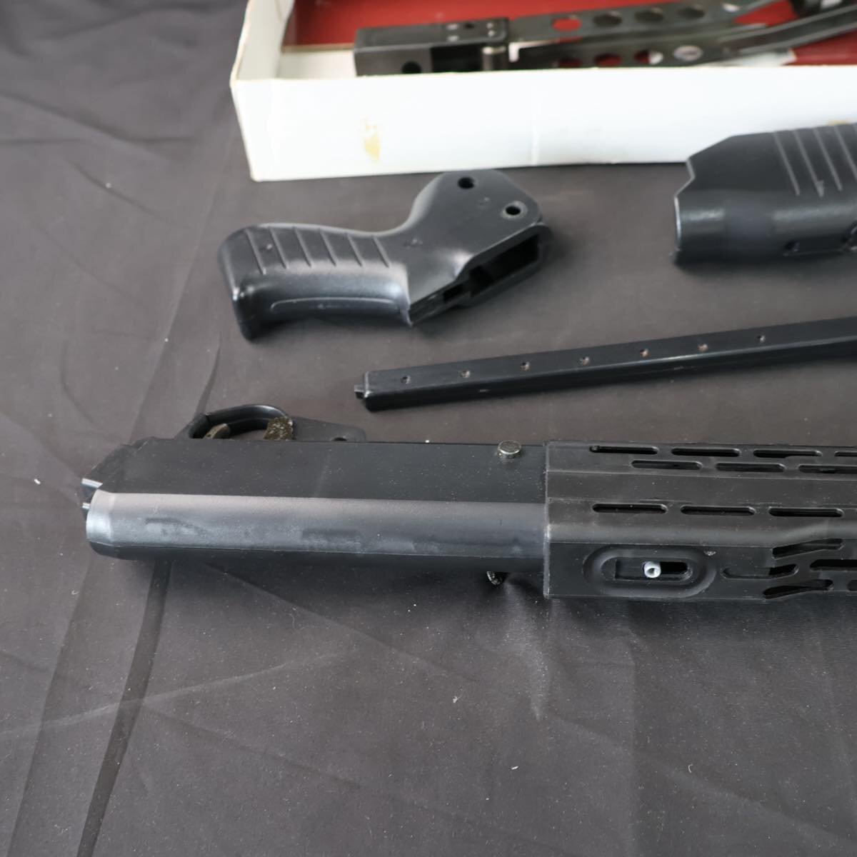 Yahoo!オークション - K.T.W. スパス12 エアガン ショットガン メタル...