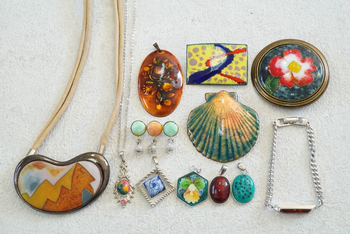 Yahoo!オークション - C347 九谷焼 七宝焼など 陶器 焼き物 ネックレス...