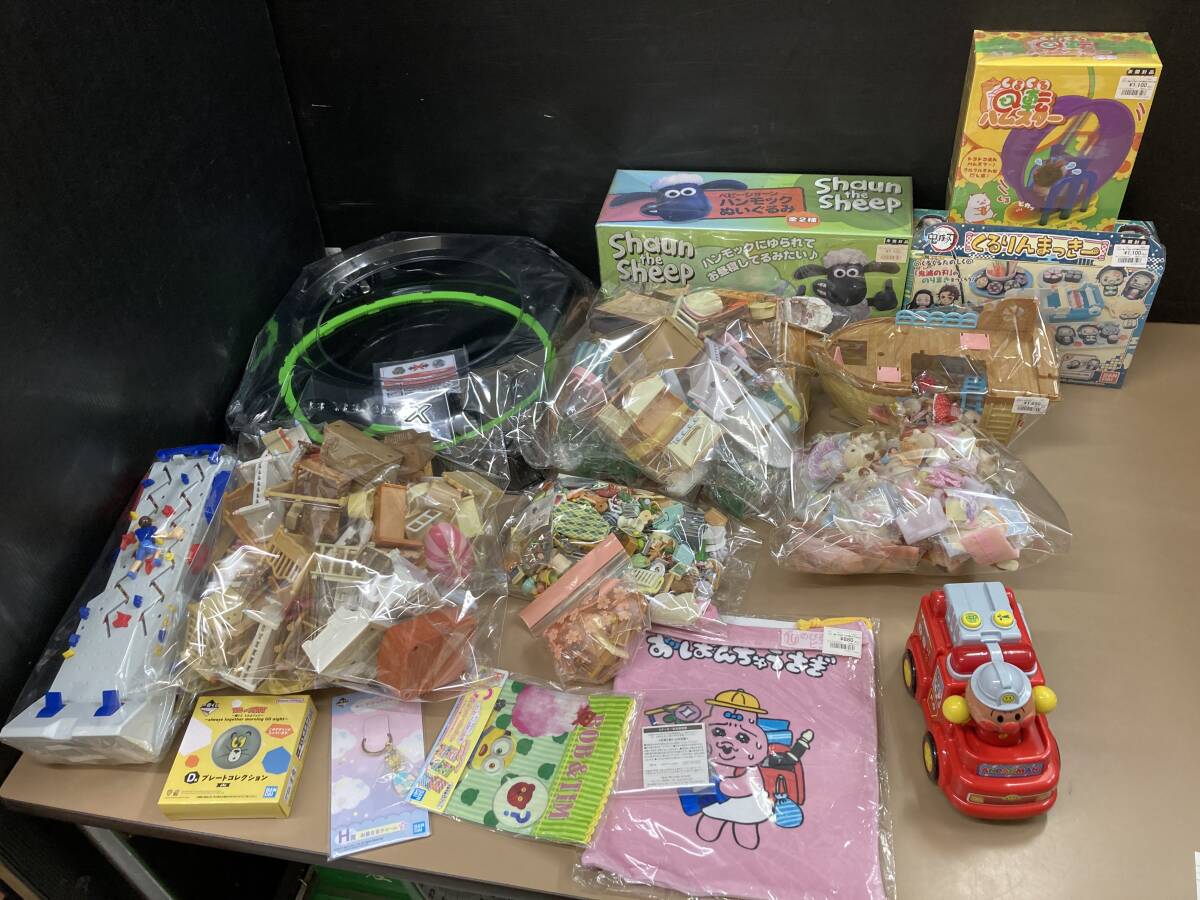 Yahoo!オークション - S070[14]S68(ミニフィギュア) ジャンク シルバニ...