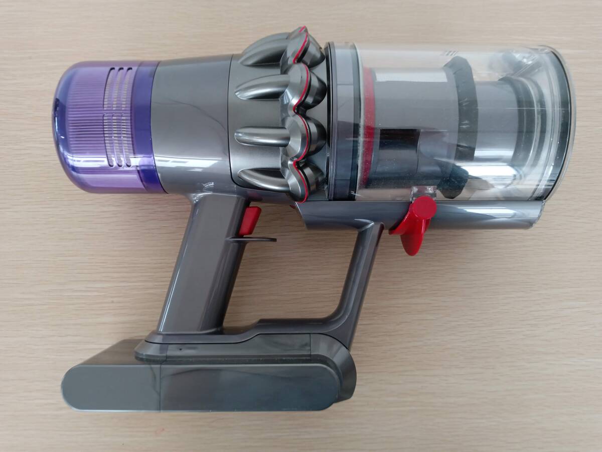 Yahoo!オークション - 【EM869】dyson ダイソン SV15 コードレスクリ...