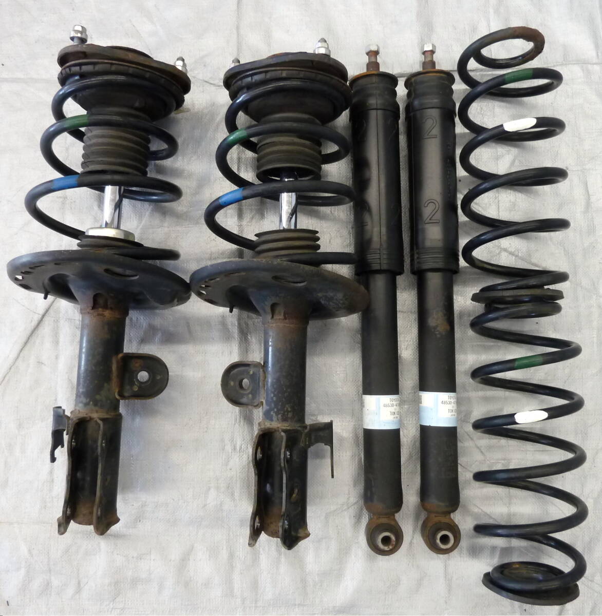 2405-190LL ZVW40W ZVW41W プリウスα 前期 純正 サス ショック サスペンション 1台分 48510-47230 48520-47230 48530-47190 ...