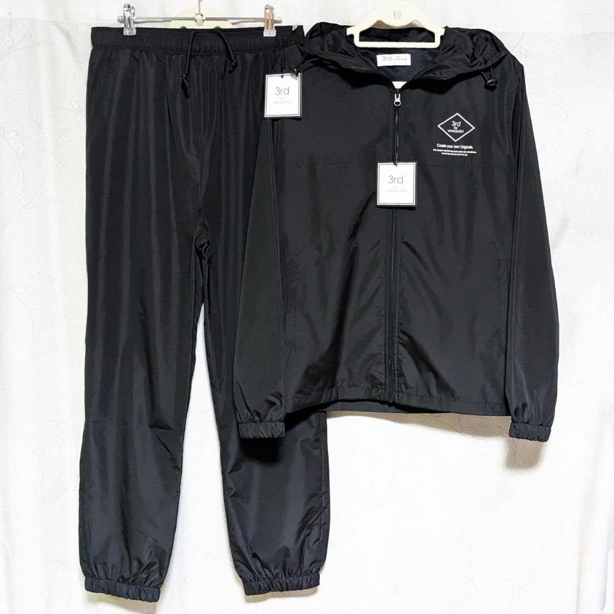 新品 3rd by VANQUISH セットアップ 上下 黒L ウインド 新品 3rd by VANQUISH セットアップ 上下 黒L ウインド