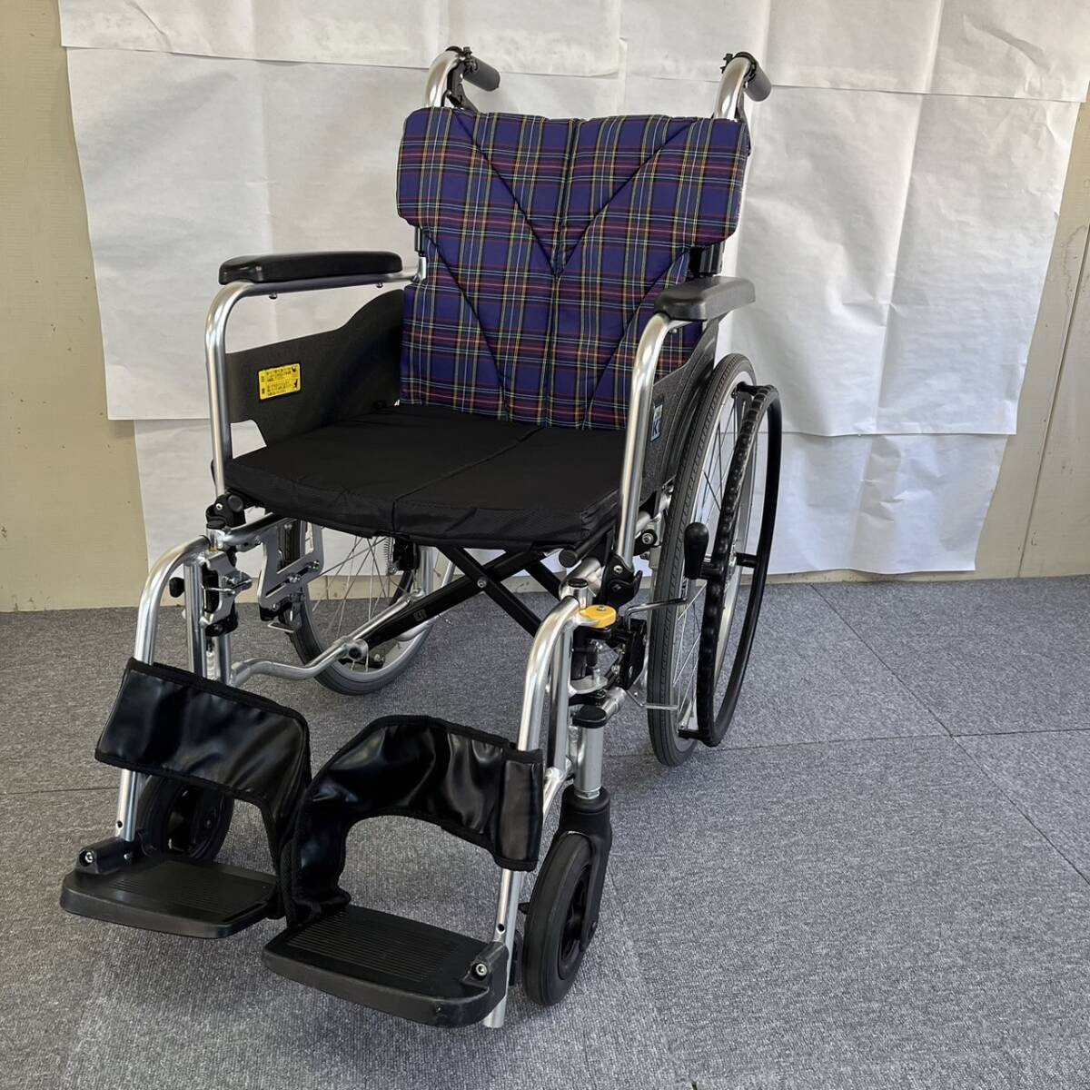 Yahoo!オークション - ミキ 自走式車椅子 SKT-4LO 介護用品 移動 コン...