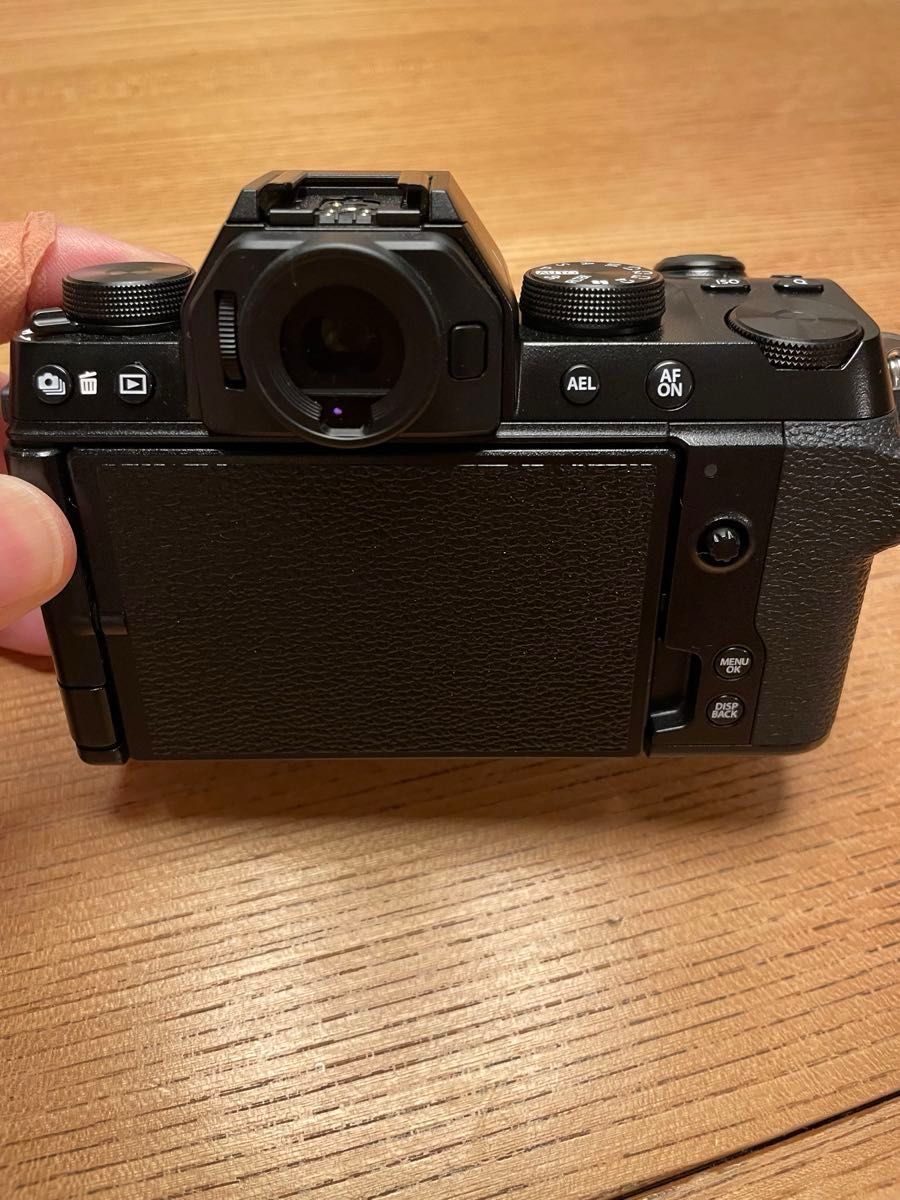 期間限定値下げ【美品】FUJIFILM X-S10 XF35mm F1 4 富士 期間限定値下げ【美品】FUJIFILM X-S10 XF35mm F1 4 富士