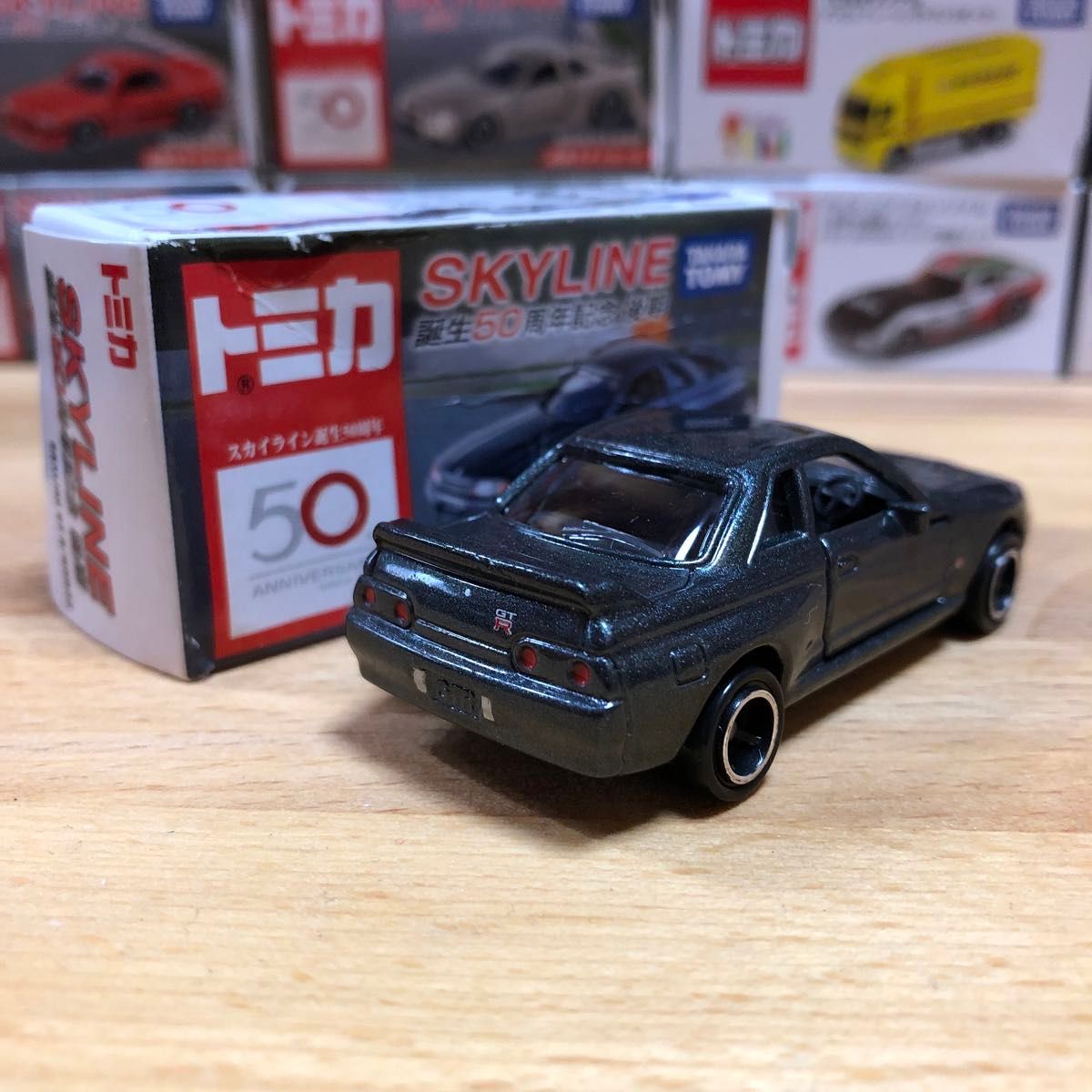 トミカ スカイライン誕生50周年記念 スカイライン GT-R BNR31 トミカ スカイライン誕生50周年記念 スカイライン GT-R BNR31
