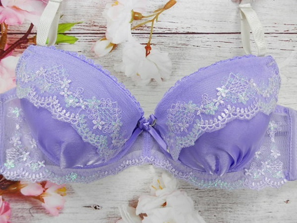 Yahoo!オークション - XC7502-Y C75/M 難あり 割引 ブラ・ショーツセッ...