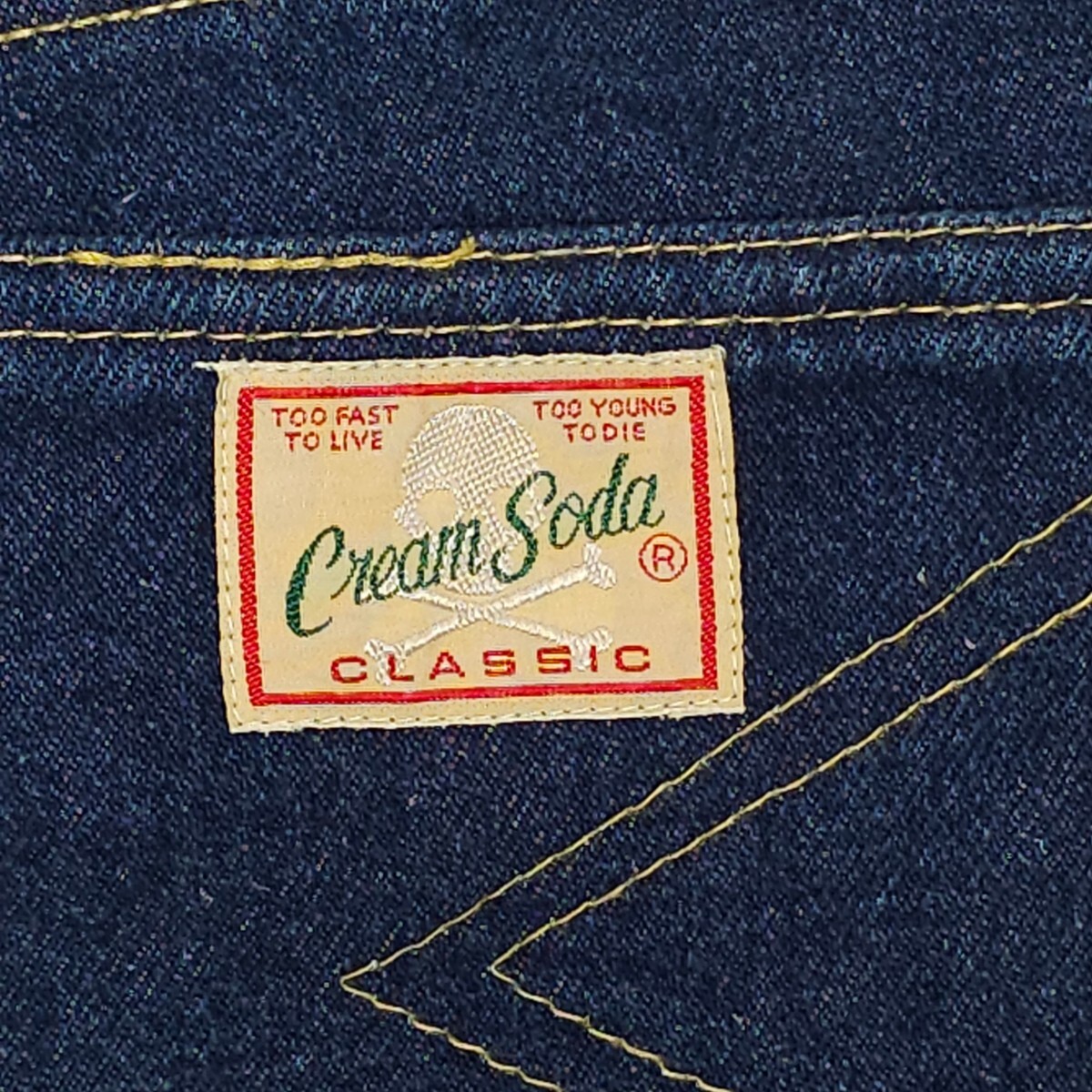 濃紺美品希少 CREAM SODA クリームソーダ 楽器柄 デニムパンツ 濃紺美品希少 CREAM SODA クリームソーダ 楽器柄 デニムパンツ