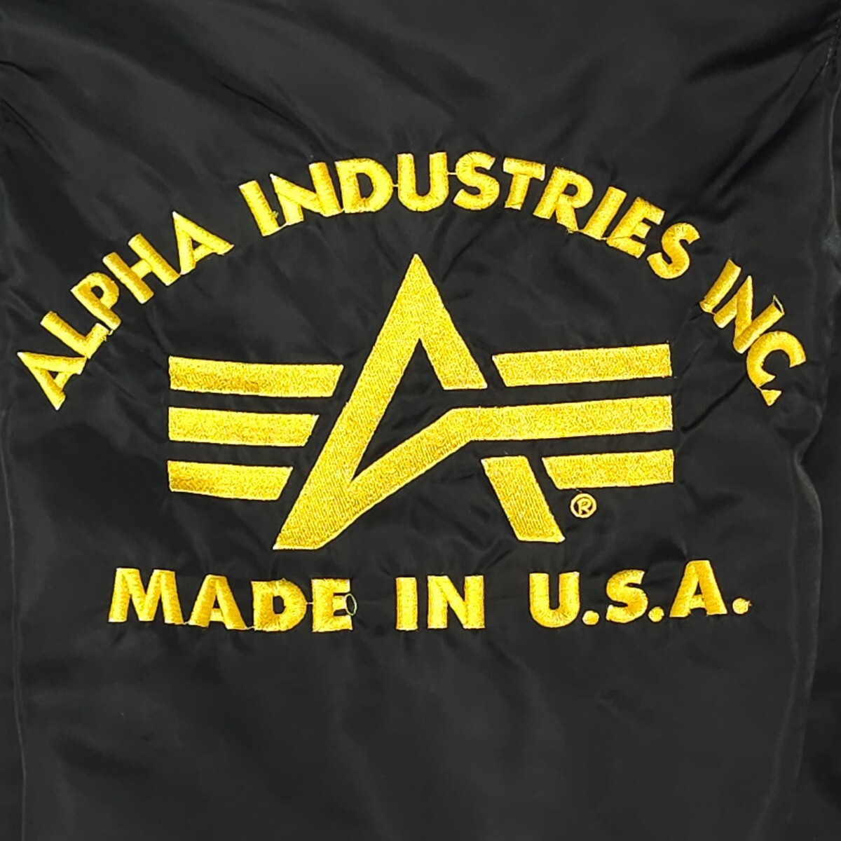 USA製ALPHAアルファ MA-1バックロゴ刺繍フライトジャケットXL USA製ALPHAアルファ MA-1バックロゴ刺繍フライトジャケットXL