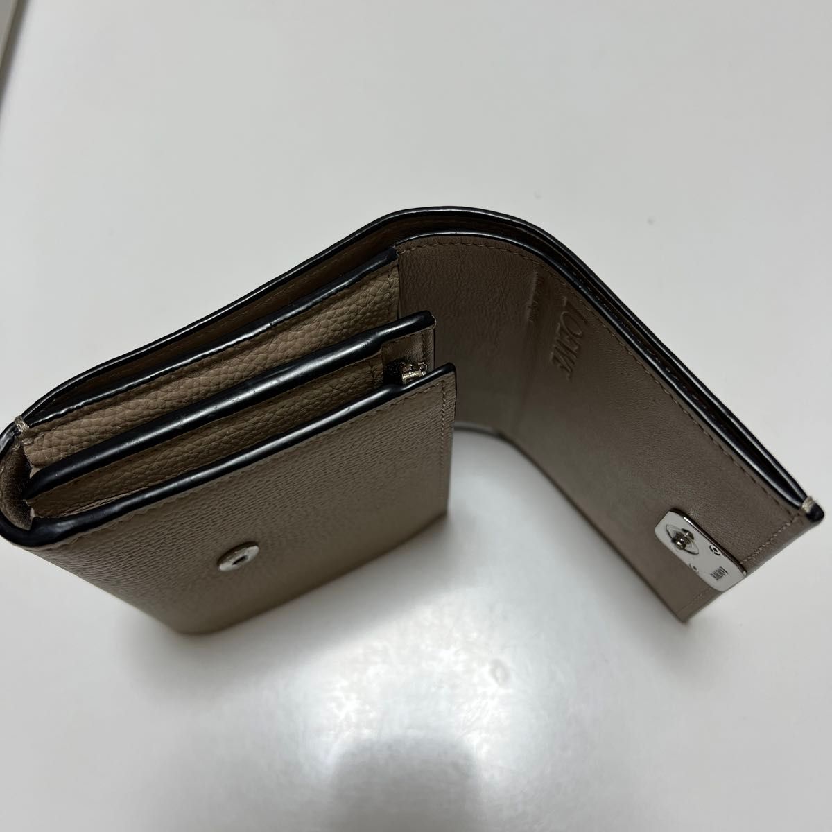 財布 LOEWE ロエベ アナグラムコンパクトフラップウォレット 二 財布 LOEWE ロエベ アナグラムコンパクトフラップウォレット 二