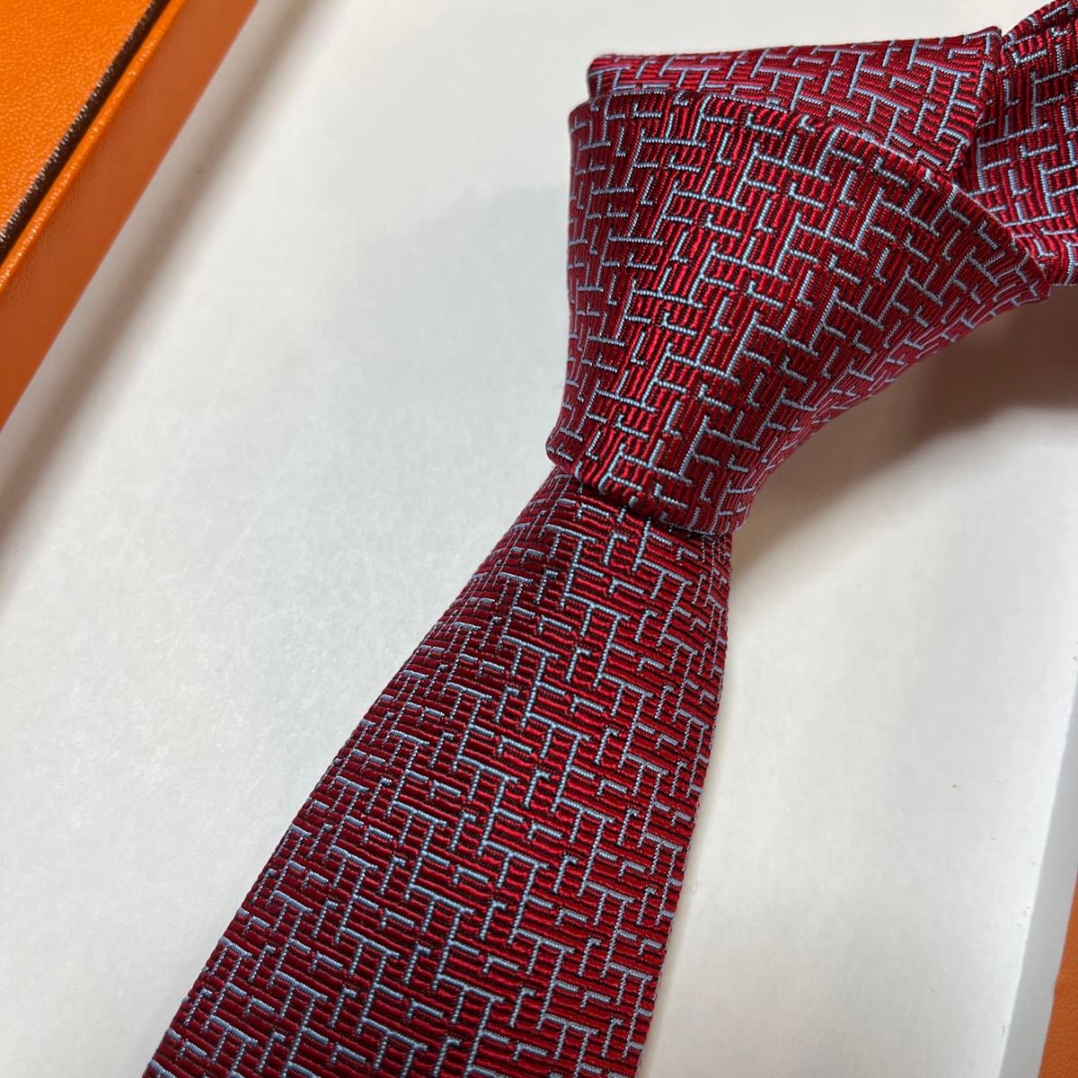 美品 エルメス ネクタイ 赤 シルクジャガード|Yahoo!フリマ(旧 美品 エルメス ネクタイ 赤 シルクジャガード|Yahoo!フリマ(旧