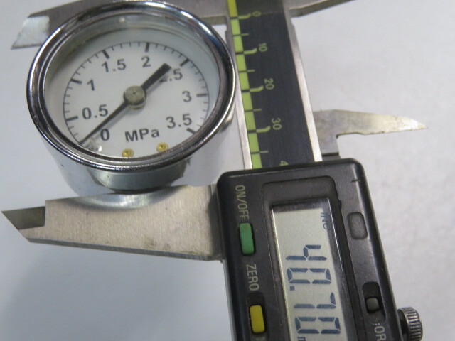 Yahoo!オークション - 3.5Mpa+1.5Mpa 高圧と常圧 普通圧 圧力計 1/8 40...