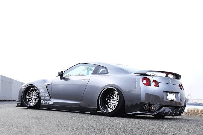 Yahoo!オークション - R35 リアディフューザー