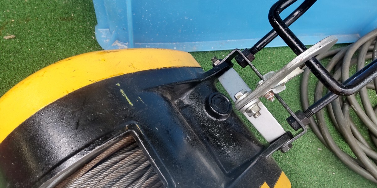 RYOBI 小型ウインチ WI-61C 最大巻上荷重：60kg 揚程：20m(その他)｜売買されたオークション情報、yahooの商品情報をアーカイブ公開 - オークファン（aucfan.com）