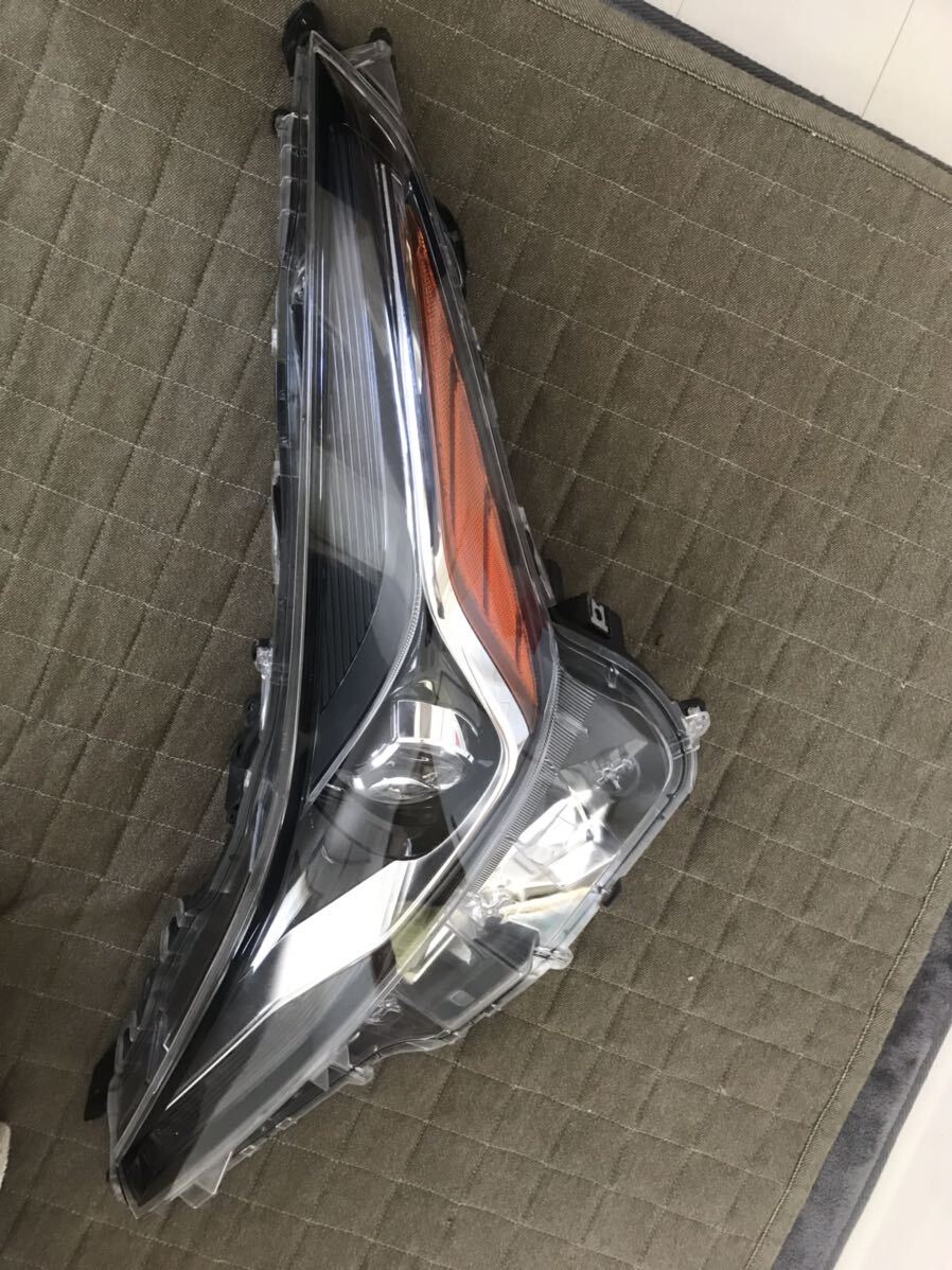 Yahoo!オークション - ZVW50/ZVW51/ZVW55 50 プリウス 後期 LED ヘッド...