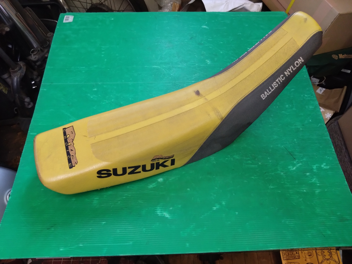 Yahoo!オークション - RMX250S シート 「45111-28E」29E