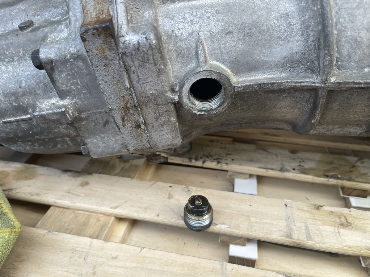 Yahoo!オークション - 日産 ニッサン シルビア 5速 ミッション 71C S13...