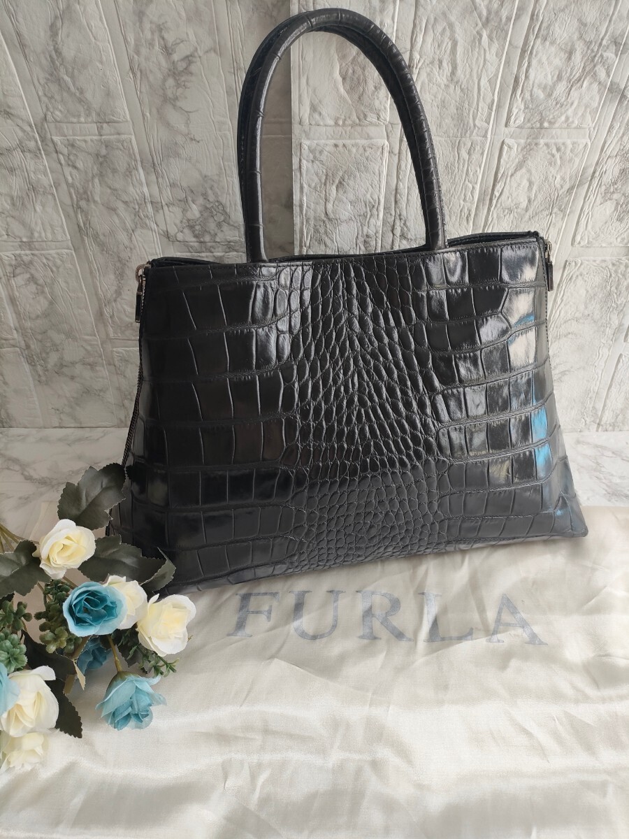 Yahoo!オークション - 【美品 入手困難】フルラ FULRA トートバッグ ク...