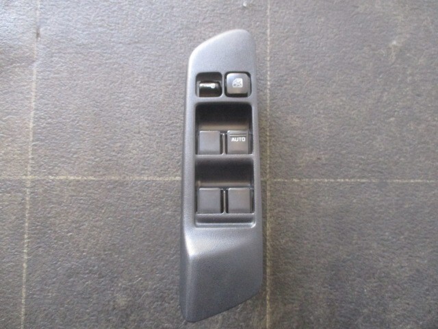 Yahoo!オークション - 3894 E-P11 プリメーラ カミノ パワーウインドウ...