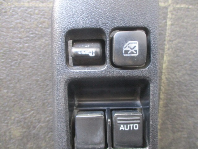 Yahoo!オークション - 3894 E-P11 プリメーラ カミノ パワーウインドウ...